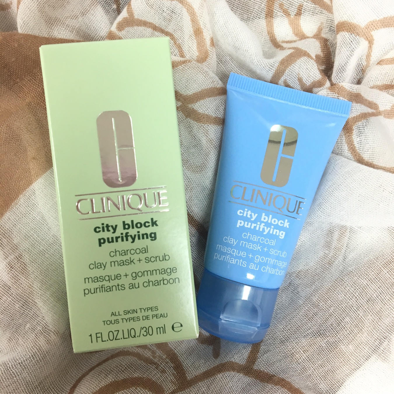 Clinique City Block Purifying Charcoal Clay Mask + Scrub - Bellyrubz ...
